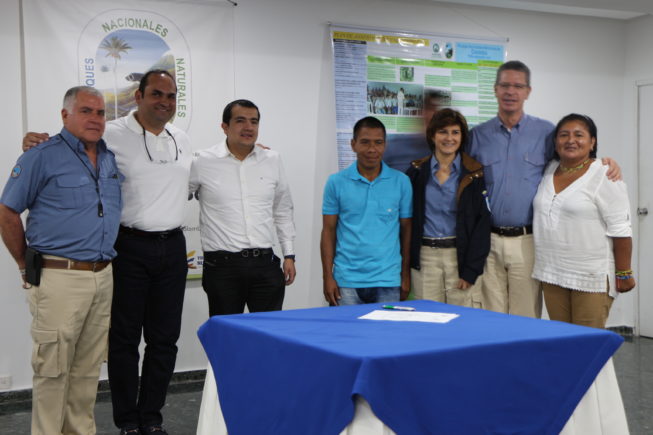 Parques firma consulta previa con resguardos indígenas: Motilón Barí y ...